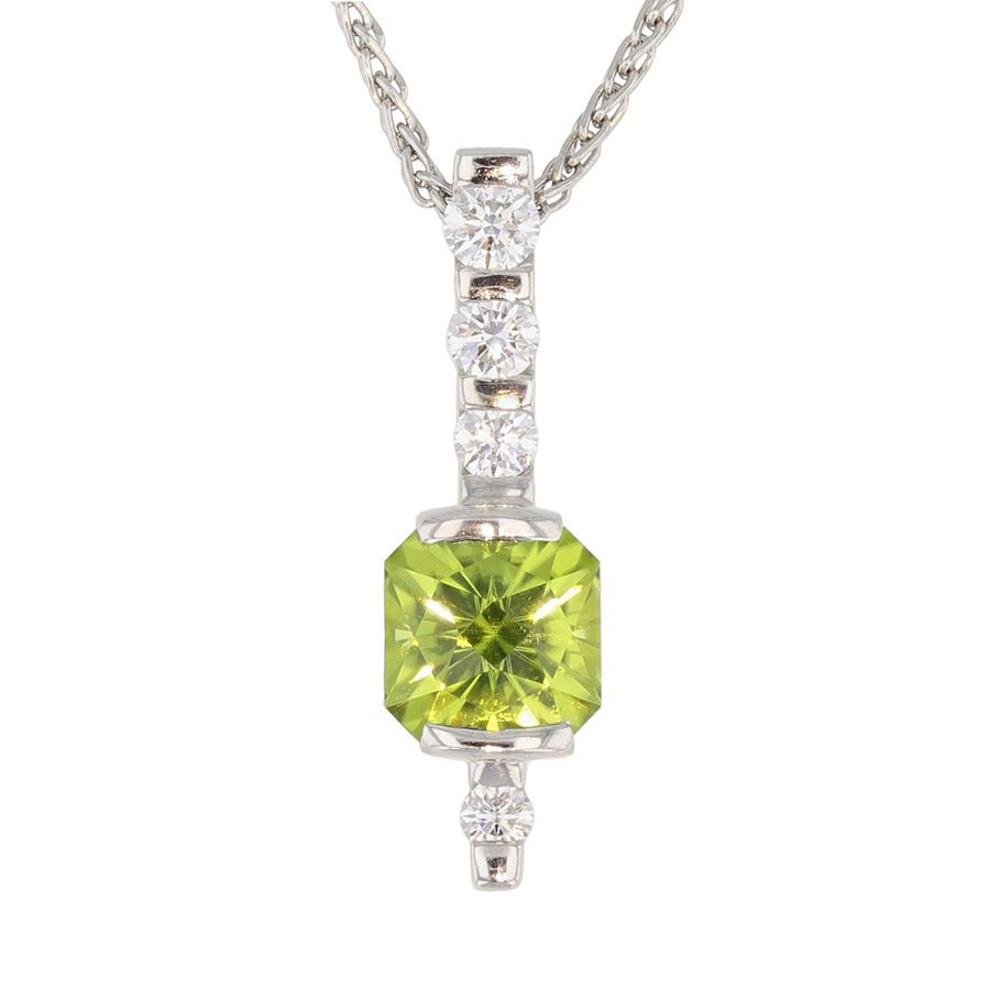 UCDC0318 Square Peridot with Diamonds in Platinum Pendant - Underwoods ...