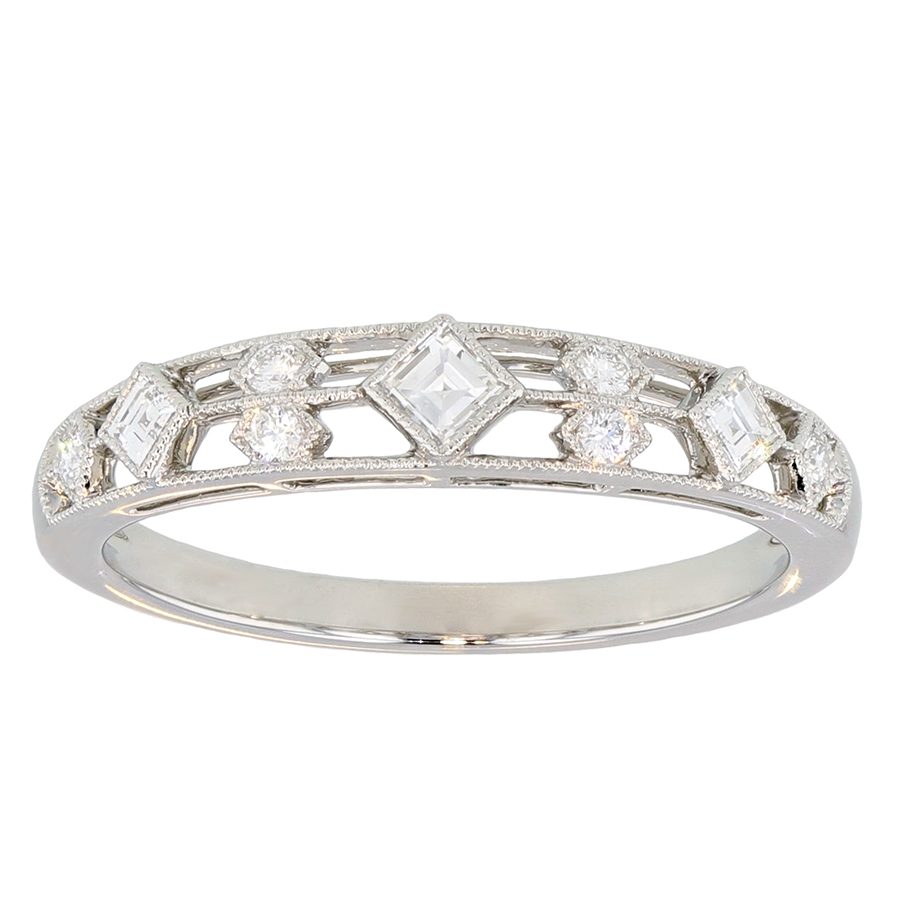 Princess Cut and Round Diamonds in Platinum Ring - Underwoods Fine Jewelers